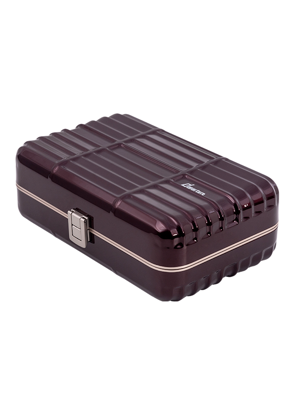 Functional Travel Accessories For Travelers | Departure Thailand